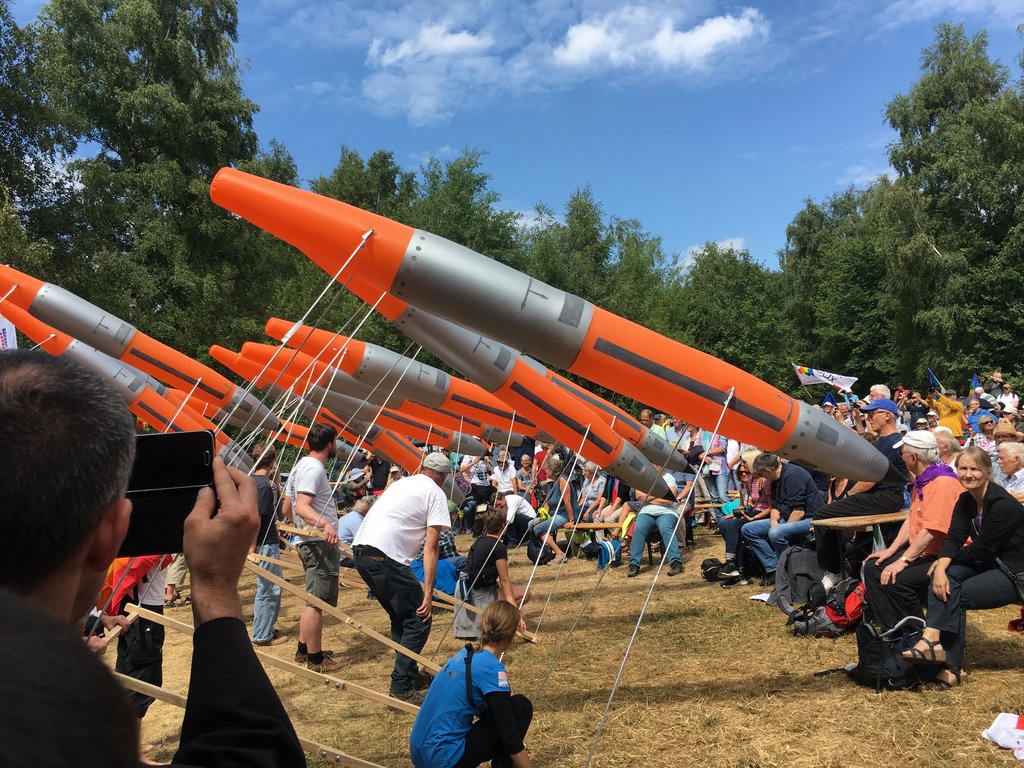 pax christi - Meldungen - Abzug und Verbot von Atomwaffen